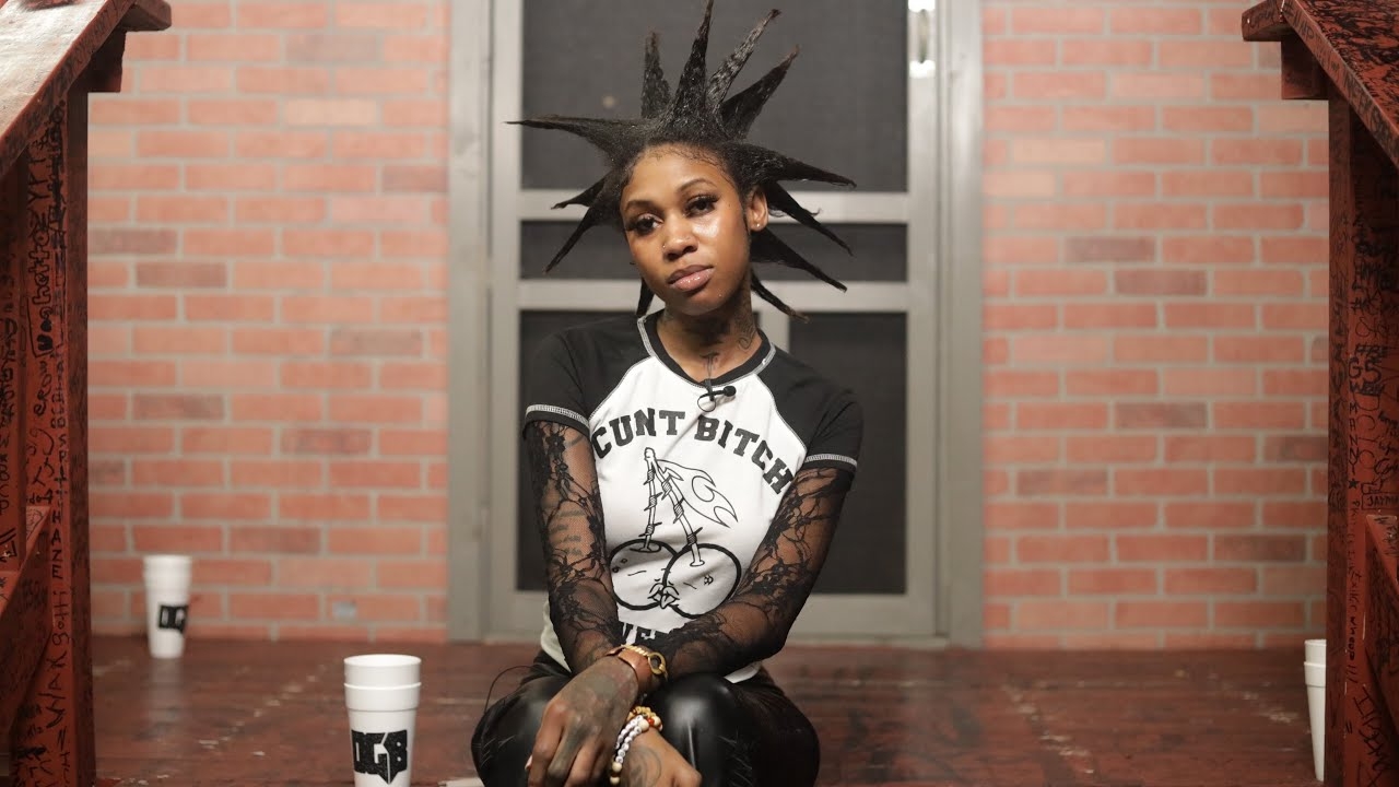 Woo Da Savage On Her Viral Hairstyle, Ola Runt, Rebrand As An Artist ...